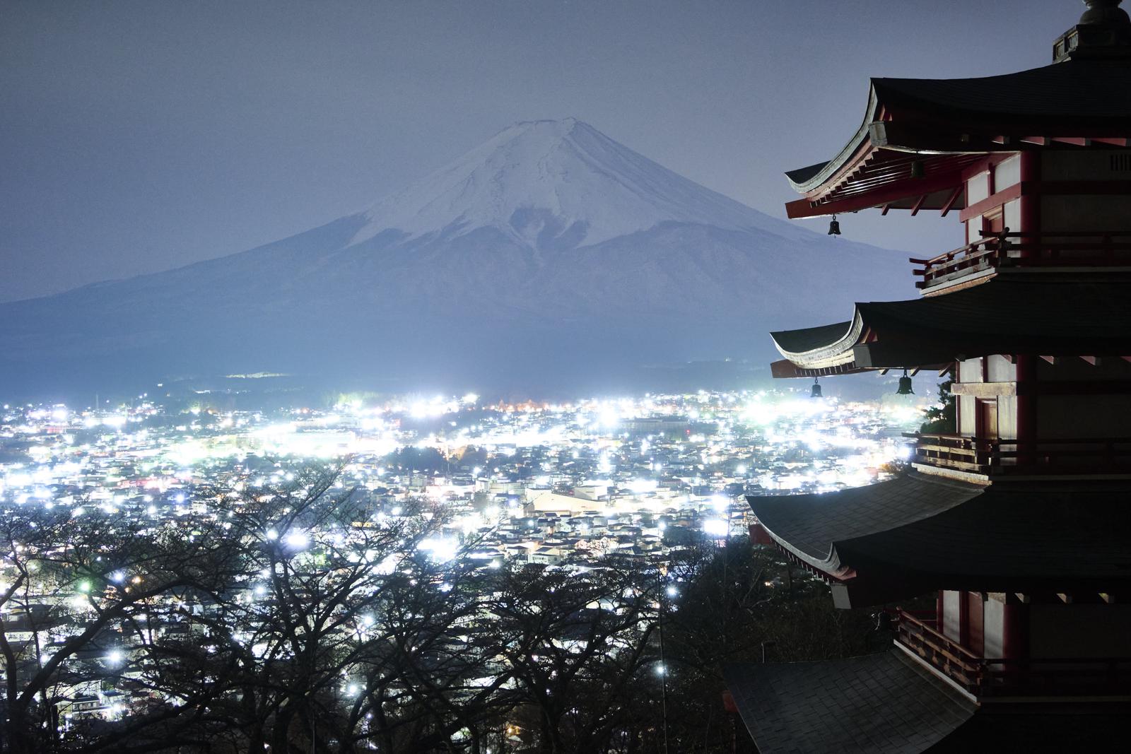 Night views - Tomoharu Kawata